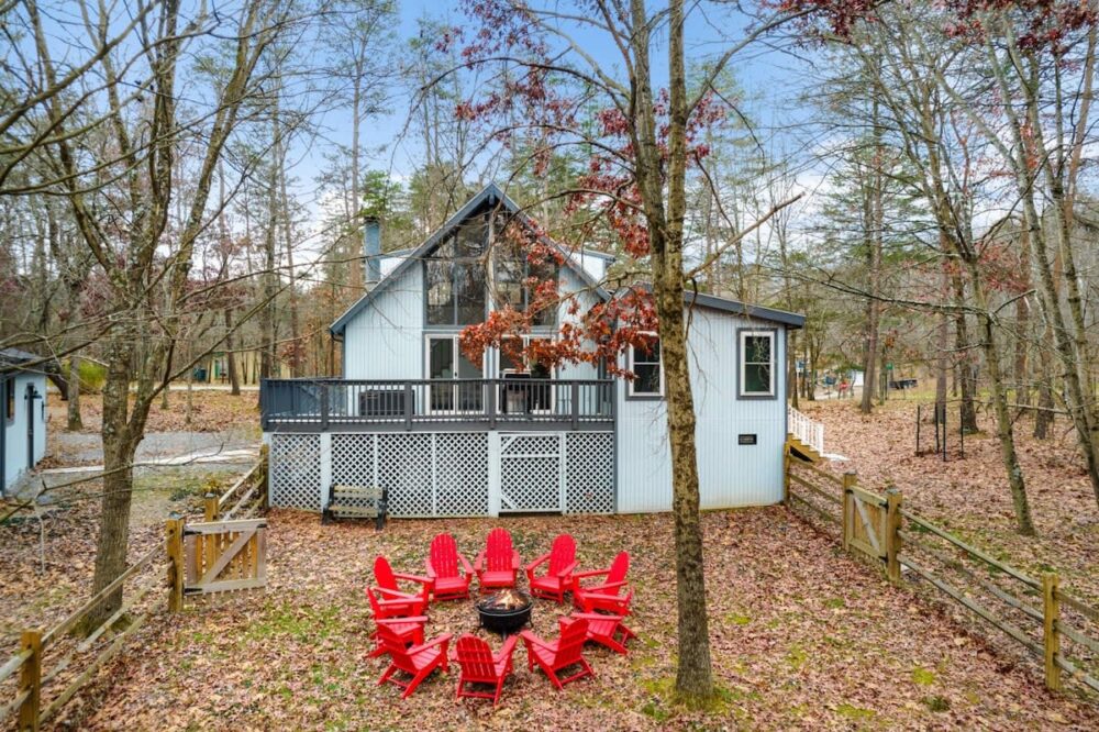 Aspendale Chalet - Blue Maple