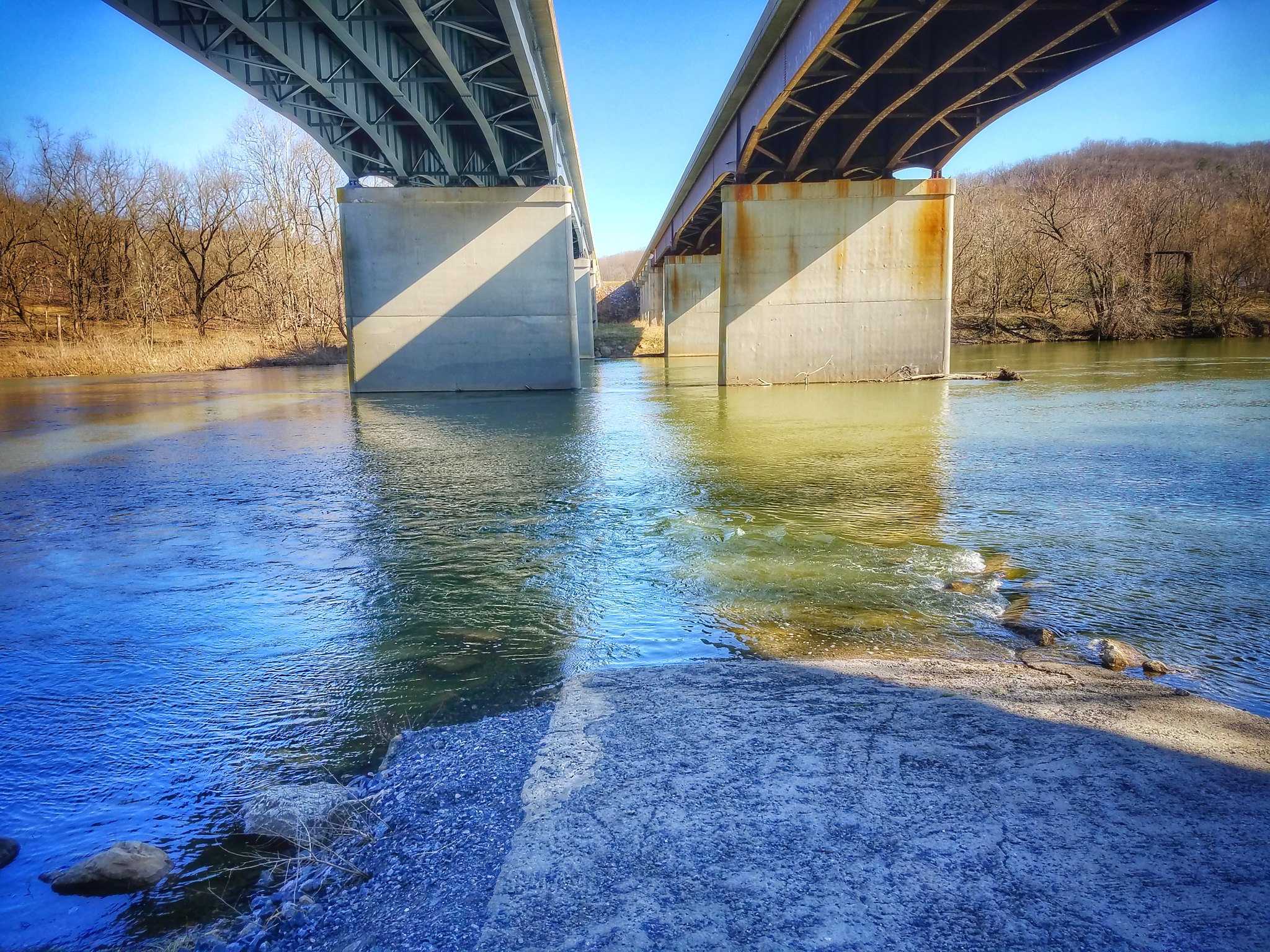 A First Timer's Guide to Shenandoah River State Park - Blue Maple